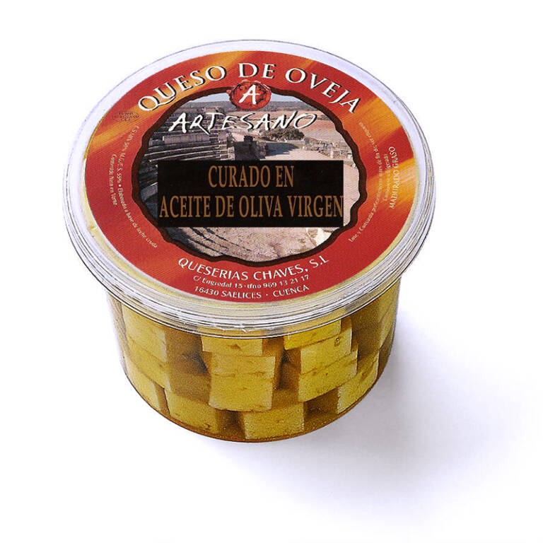 DADOS DE QUESO CURADO EN ACEITE | Queserías Chaves
